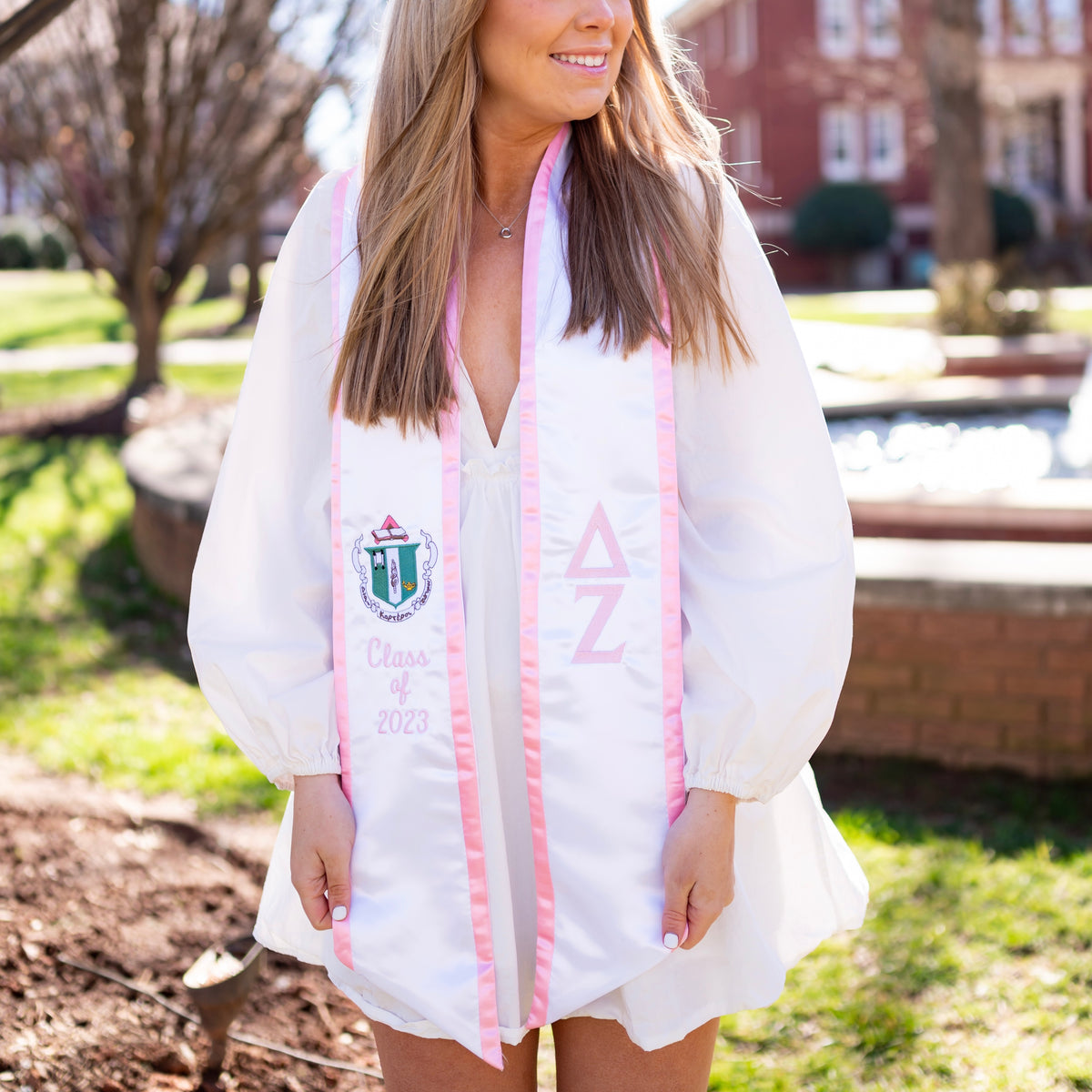 Delta Zeta Crest Angled Sorority Graduation Stole – Greek Letter Co.